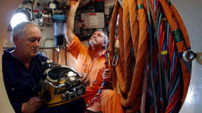 How To Become A Commercial Diver! - Commercial Dive Academy